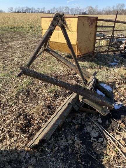 3-point bucket - Legacy Auction Company