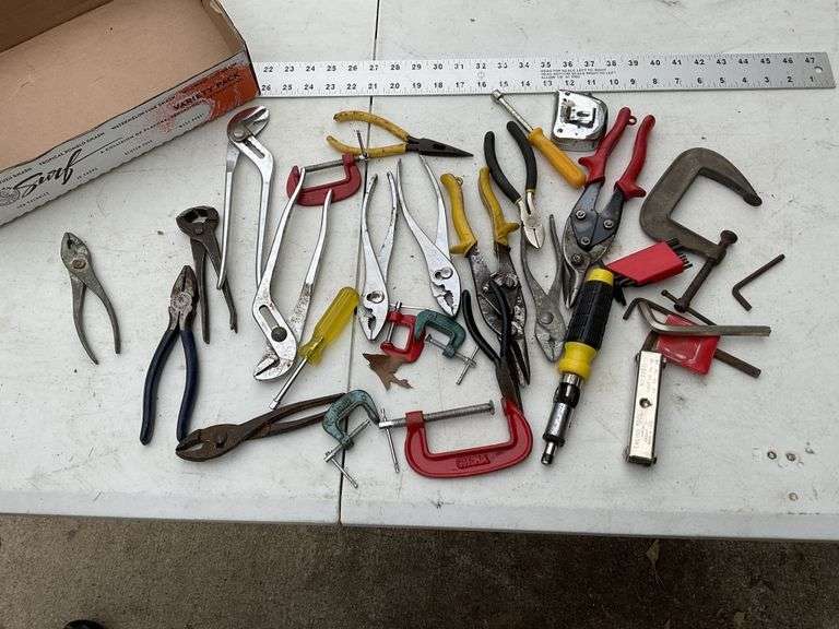 Assorted tools - Legacy Auction Company