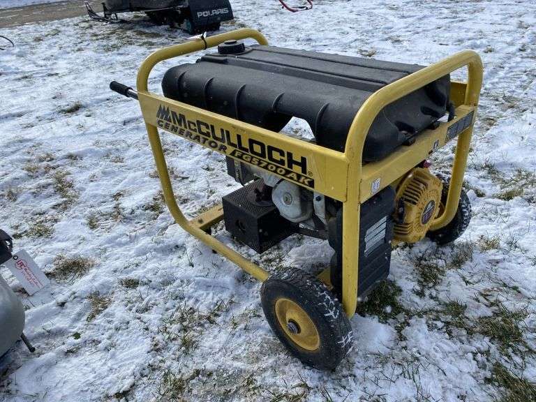 Mcculloch generator, generator needs work! Runs! - Legacy Auction Company