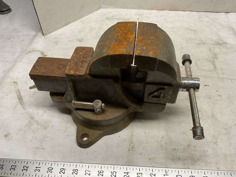 4 inch vice - Legacy Auction Company