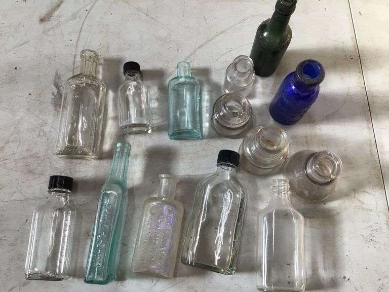 Assorted bottles - Legacy Auction Company