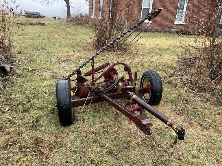 New Holland 7 foot Sickle mower - Legacy Auction Company