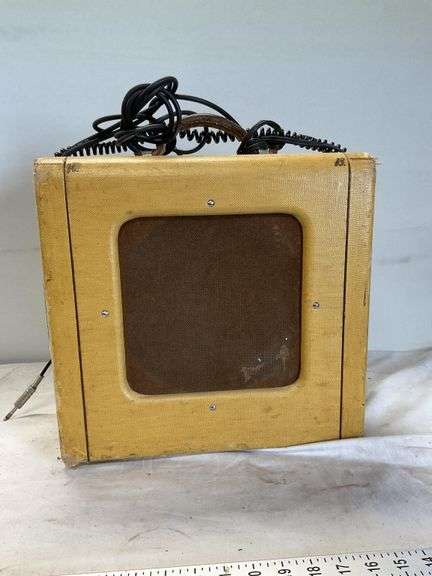 Vintage Valco amplifier - Legacy Auction Company