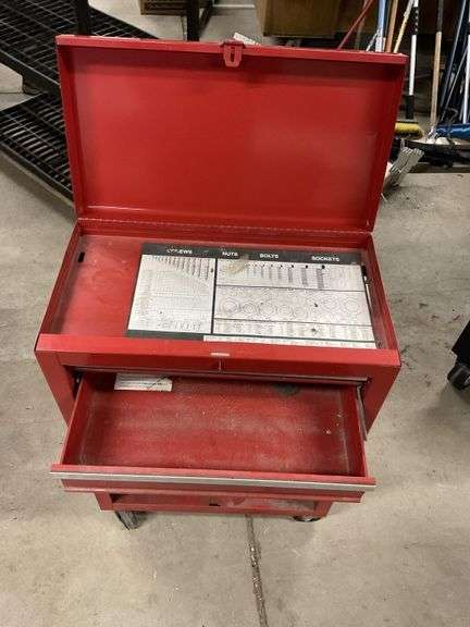 Waterloo rolling toolbox - Legacy Auction Company