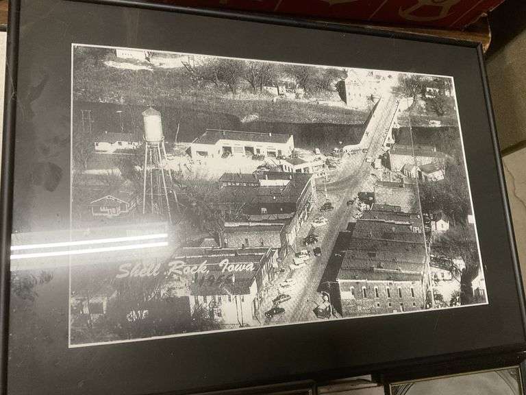 Vintage Shell Rock Iowa photos - Legacy Auction Company