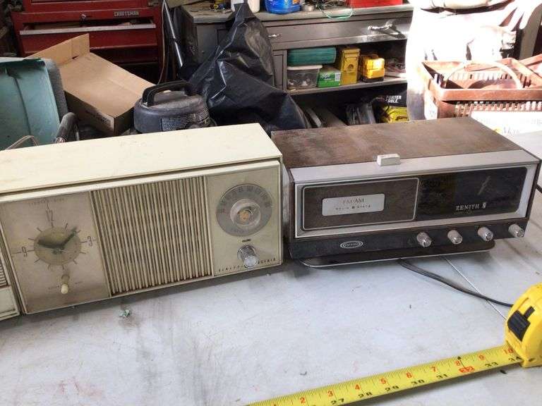 Three vintage clock radios, work - Legacy Auction Company