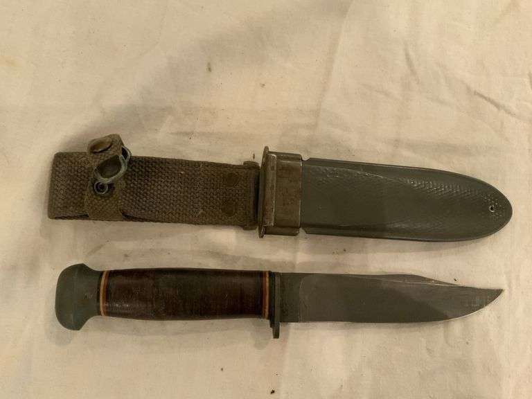 United States Navy knife - Legacy Auction Company