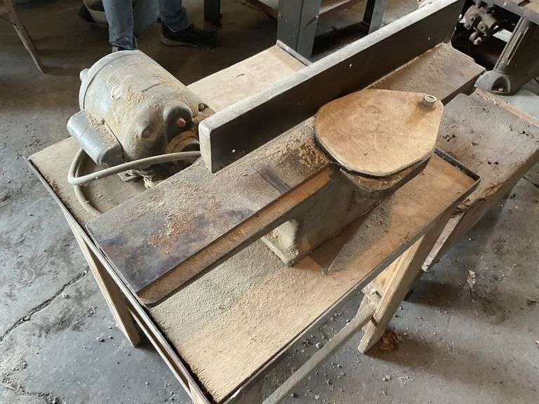 Rockwell 4 inch Planer And power craft table saw - Legacy Auction Company