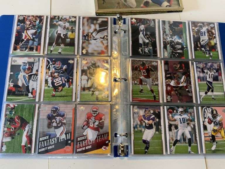 Topps football cards - Legacy Auction Company