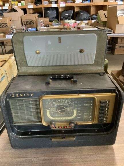 Vintage Zenith Wave Magnet - Legacy Auction Company