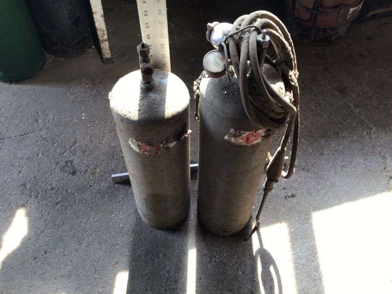2 Torch tanks - Legacy Auction Company