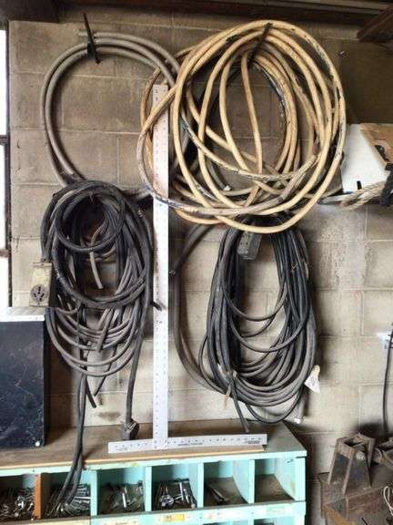 220 Drop cords and wire cable - Legacy Auction Company