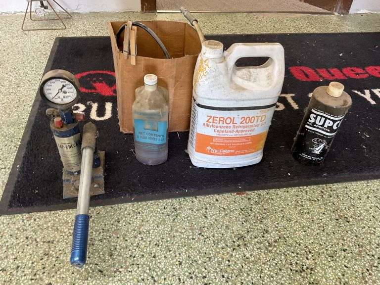 Assorted Freon oil etc. - Legacy Auction Company