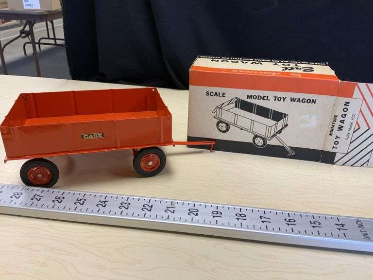 Ertl Case model toy wagon - Legacy Auction Company