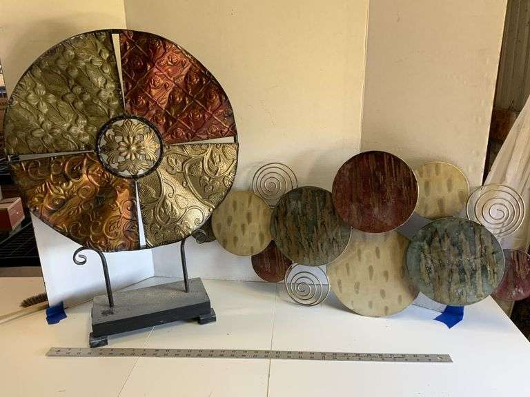 Metal art - Legacy Auction Company