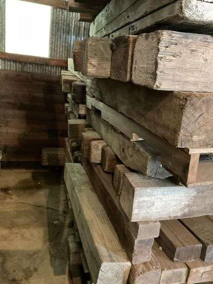 Two stacks of cribbing - Legacy Auction Company