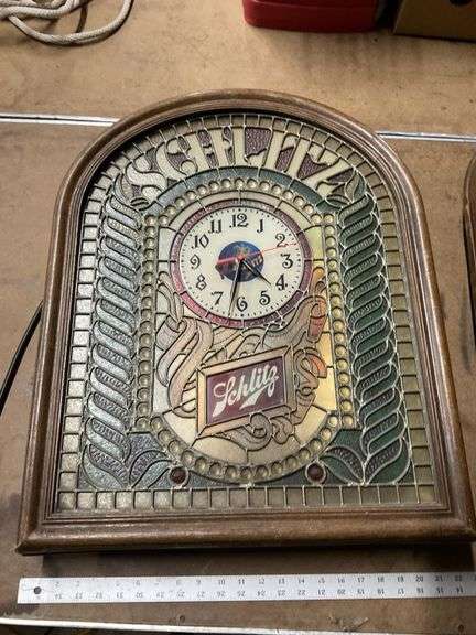 1970’s lighted Schlitz Beer clock, clock isn’t - Legacy Auction Company