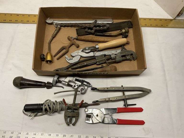 Miscellaneous tools - Legacy Auction Company