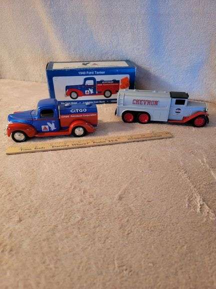 Ertl "Chevron" 1930 Diamond T 2 1/2 Ton Tanker - Legacy Auction Company