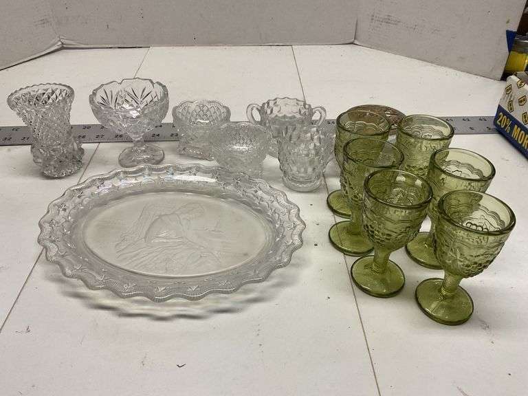 Miscellaneous glassware - Legacy Auction Company