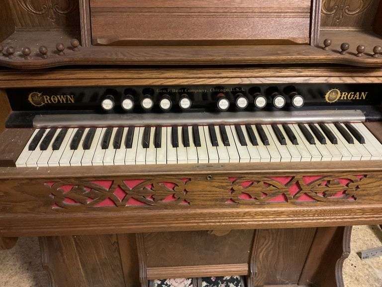 Antique Crown pump organ - Legacy Auction Company