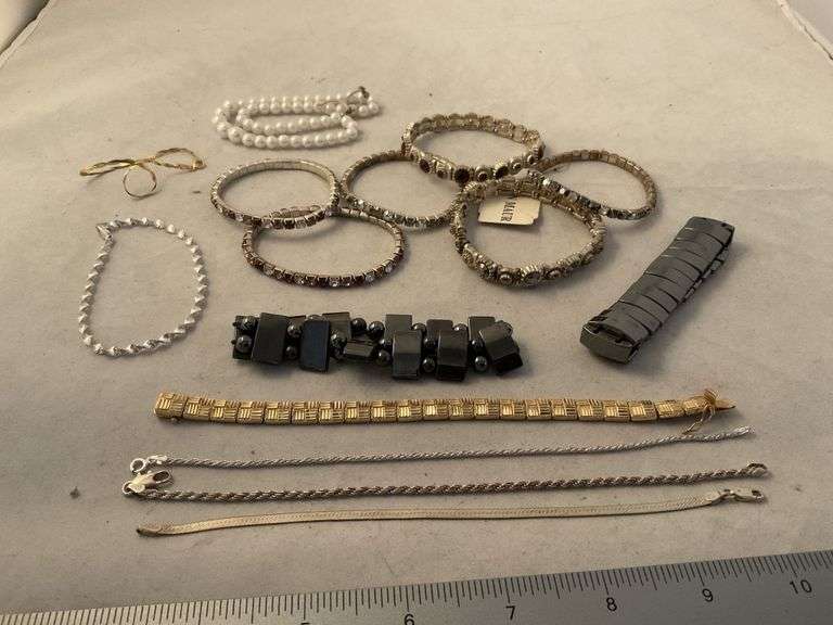 Assorted bracelets - Legacy Auction Company