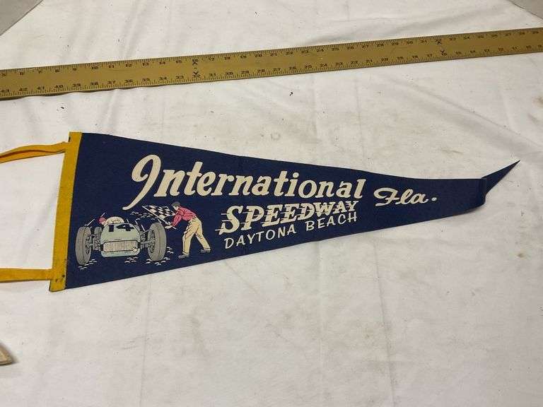 Vintage international Speedway racing pennant - Legacy Auction Company