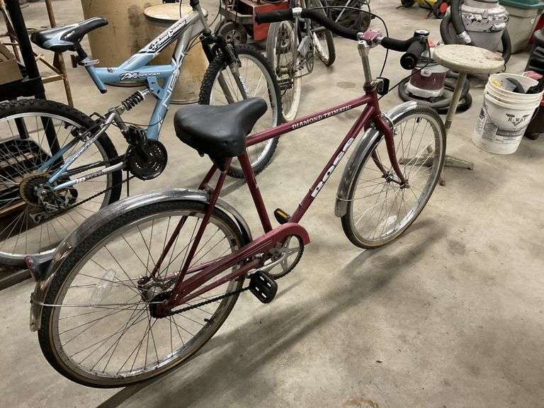 Vintage Diamond Ross bicycle - Legacy Auction Company