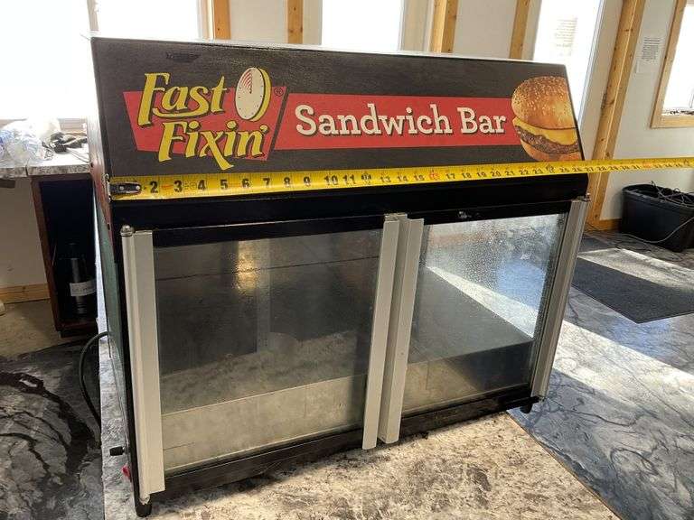 Fast Fixin sandwich bar/Warmer - Legacy Auction Company