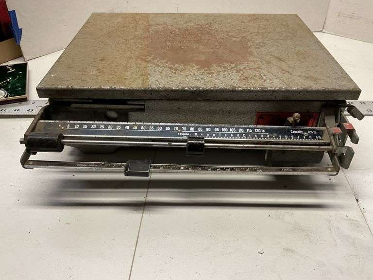 Accu-Weigh scale - Legacy Auction Company