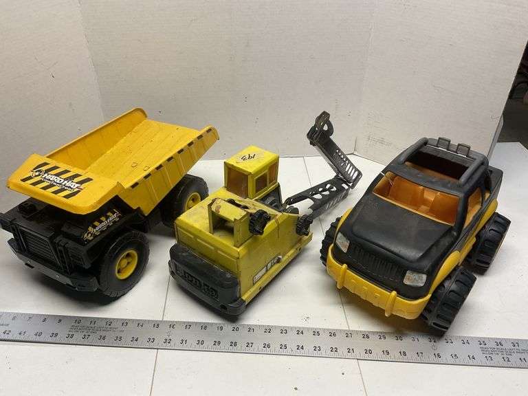 Tonka construction toys - Legacy Auction Company