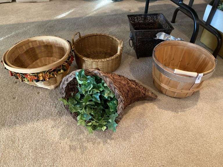 Assorted baskets - Legacy Auction Company