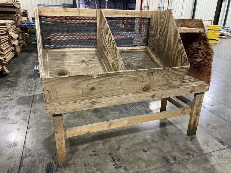 6’ Sorting bin/table - Legacy Auction Company