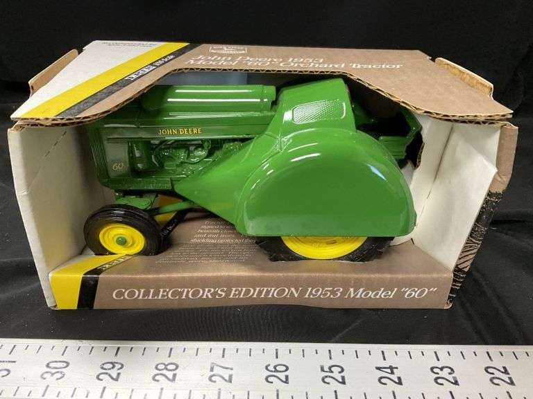 John Deere 1953 model 60 Orchard tractor - Legacy Auction Company