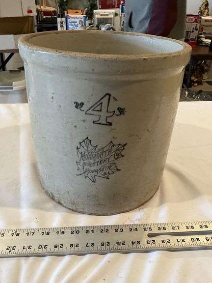 4 gal Monmouth pottery company crock - Legacy Auction Company