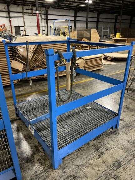 P&D spill containment rack/pallet 55“ x 50“ x 53“ - Legacy Auction Company