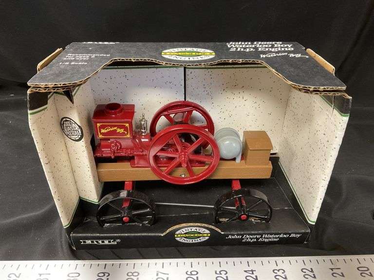 John Deere Waterloo Boy 2 hp engine - Legacy Auction Company