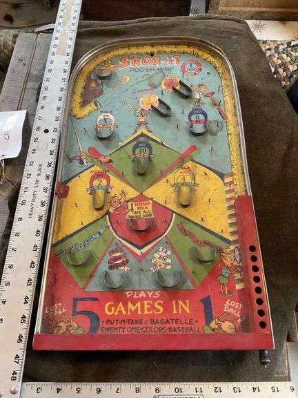 Vintage pinball game - Legacy Auction Company