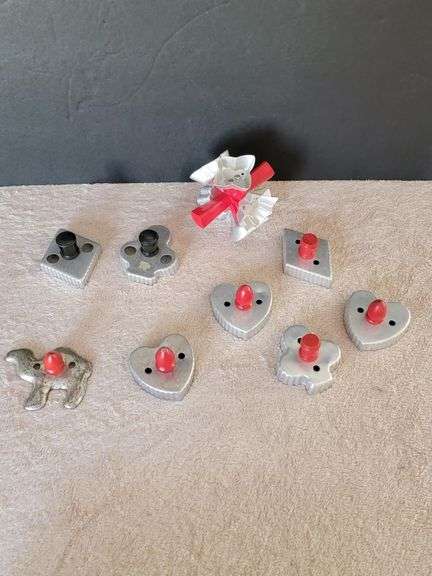 Red & Black Handle Cookie Cutters - Legacy Auction Company Red & Black Handle Cookie Cutters - Legacy Auction Company