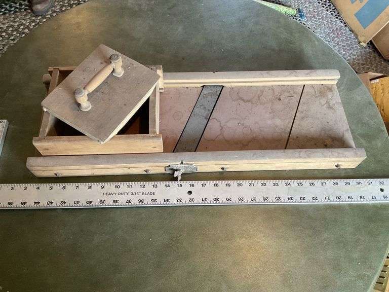 Keen kutter - Legacy Auction Company