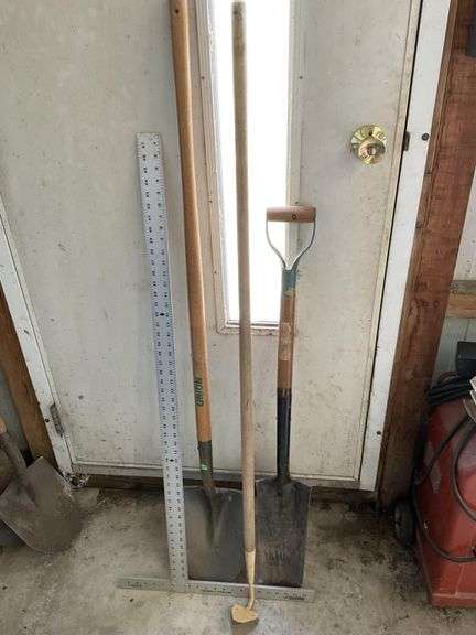 Shovel, spade and hoe - Legacy Auction Company