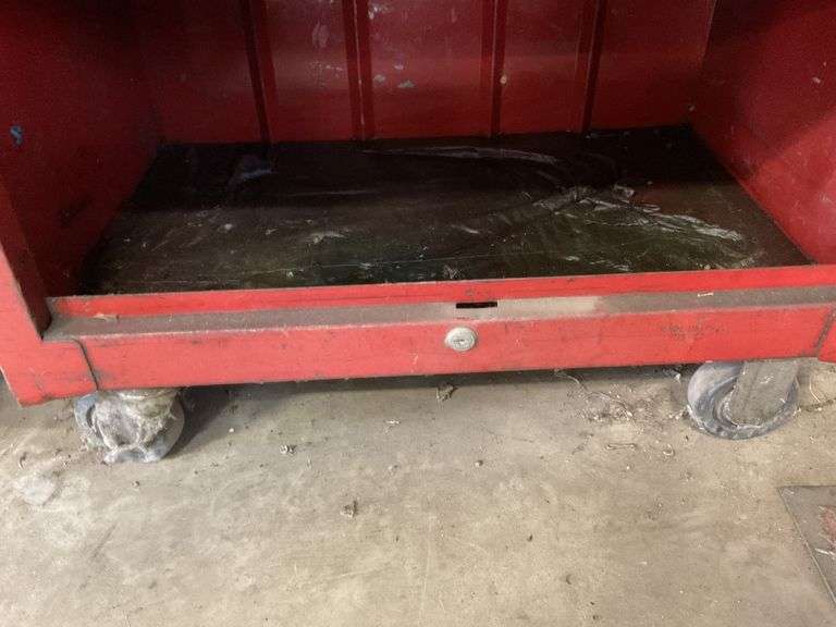 Waterloo industries rolling toolbox - Legacy Auction Company