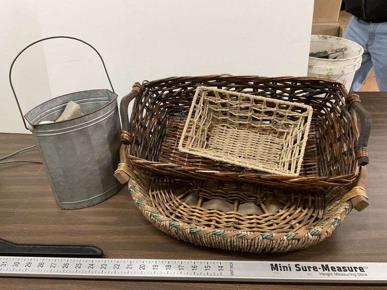 Pail, baskets - Legacy Auction Company