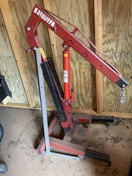 Excalibur engine hoist - Legacy Auction Company