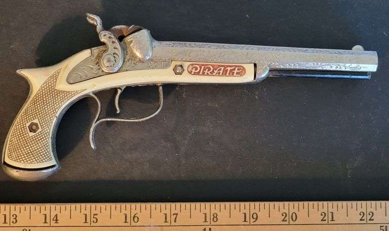 Vintage Childs "Pirate" Flintlock Toy Gun - Legacy Auction Company