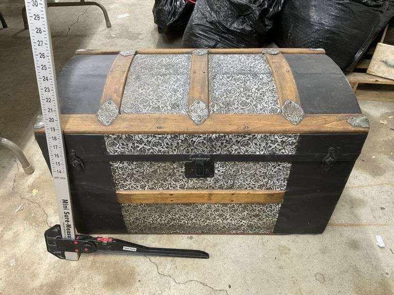 Trunk - Legacy Auction Company