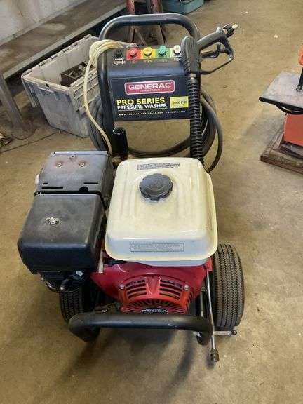 Generac Pro Series 3000 psi pressure washer - Legacy Auction Company