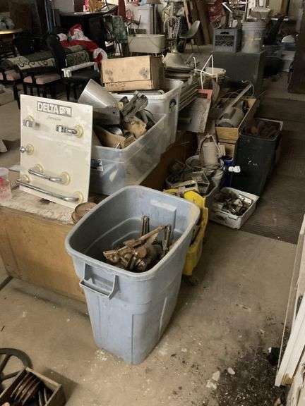 Assorted scrap metal - Legacy Auction Company