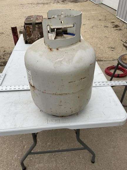 Lp Tank Full Old Style Hook Up Legacy Auction Company 