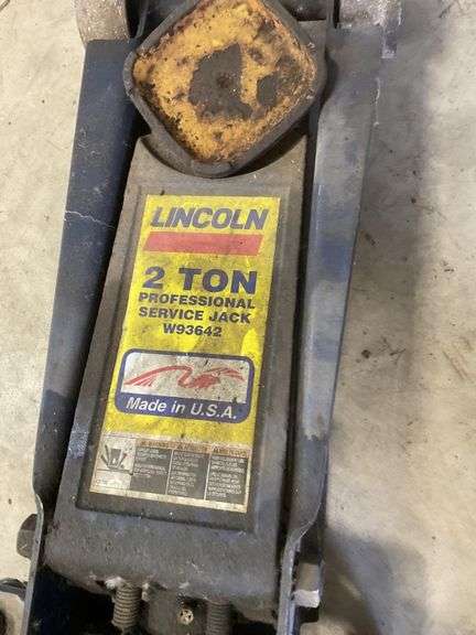 Lincoln 2 ton floor jack - Legacy Auction Company